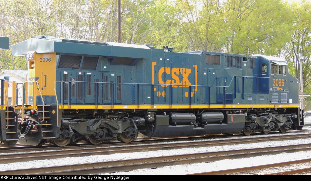 CSX 3096 / ES44AH NEW GEVO